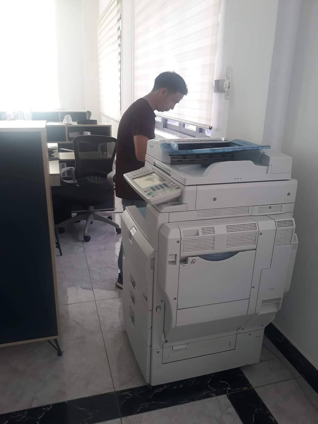Bàn Giao Máy Photocopy Ricoh MP5000 cho Công Ty Xin He Bình Dương - Vân ...